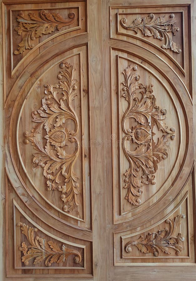 Carving 2 Doorsin Jepara Central Java Indonesia. Stock Image - Image of ...