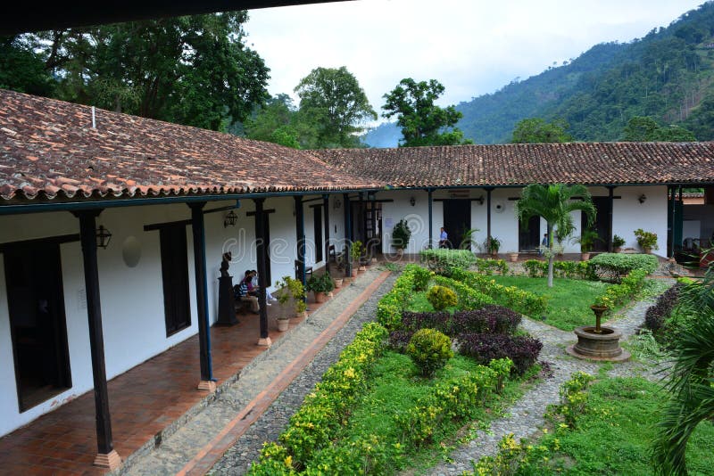 Casa Colonial Cerca a Mérida, Venezuela Foto editorial - Imagen de ...