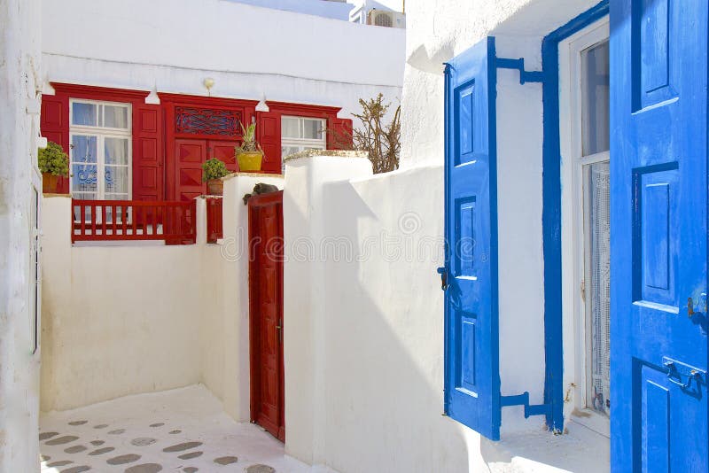 Casa Greca Tradizionale, Mykonos, Grecia Fotografia Stock - Immagine di ...