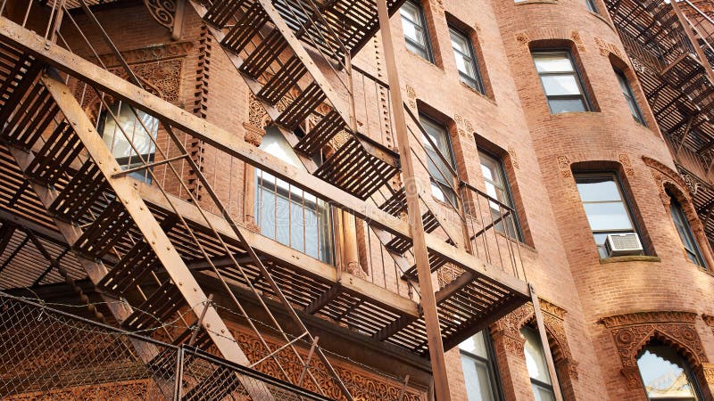 Casa residencial de Boston imagem de stock. Imagem de escada - 36351739