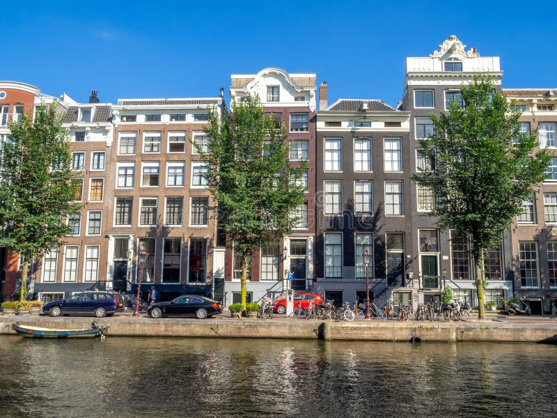 Casas Holandesas En Amsterdam Foto editorial - Imagen de viejo ...