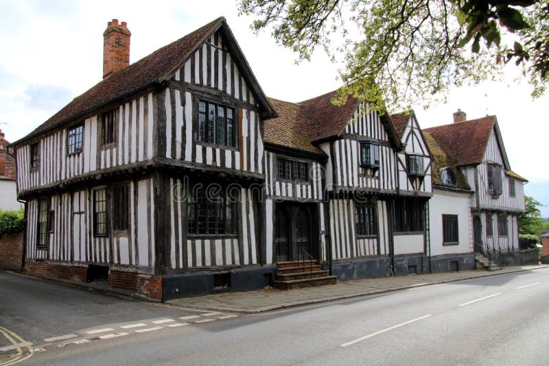 Casas Y Campanario Medievales En Montepulciano, Toscana, Italia Imagen ...