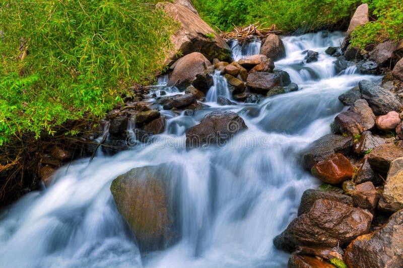 Cascada azul foto de archivo. Imagen de fondo, limpio - 21043394