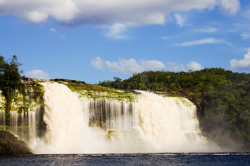 Cascada - Venezuela foto de archivo. Imagen de ambiente - 38496386