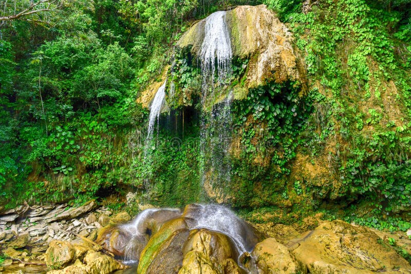Cascade De Soroa - Pinar Del Rio, Cuba Image stock - Image du ...