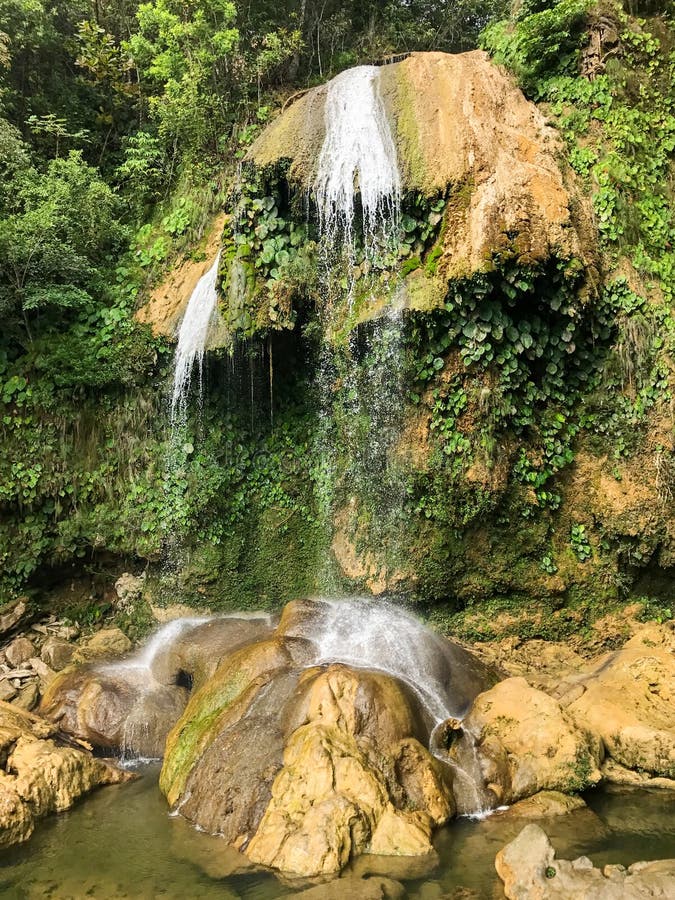 Cascade De Soroa - Pinar Del Rio, Cuba Image stock - Image du ...