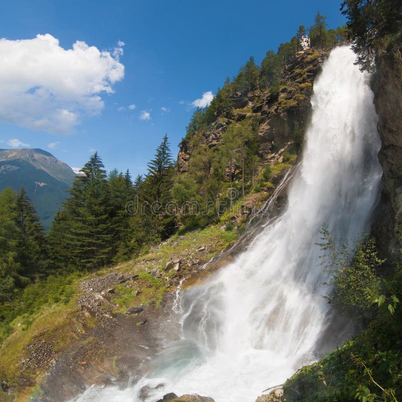 Cascade Stuibenfall Chez Umhausen - Tirol Autriche Image stock - Image ...