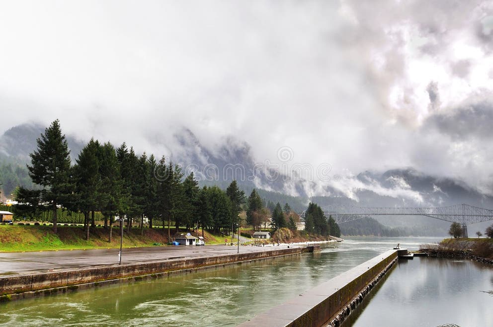The Cascade Locks Marine Park on a Rainy Day Stock Photo - Image of ...