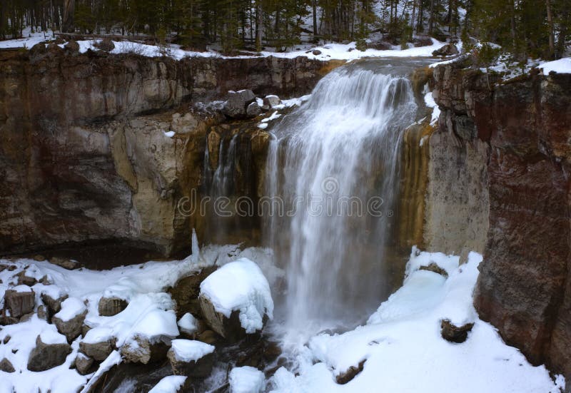 Cascade waterfall stock image. Image of cliff, spray - 13163503