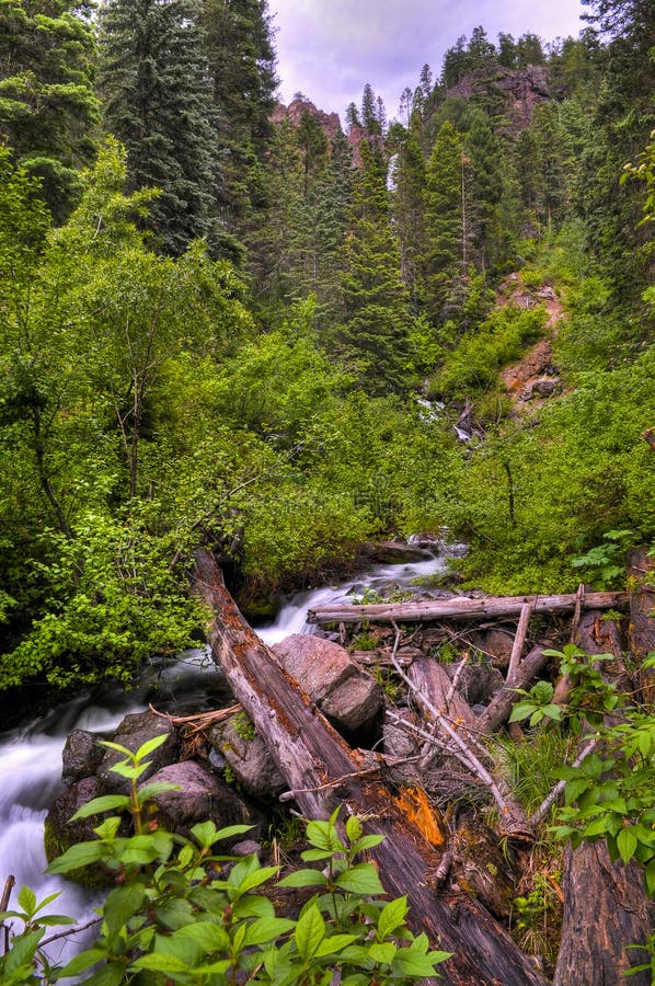 Cascata azul foto de stock. Imagem de limpo, cascata - 21043378
