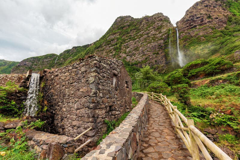 Cascata Do Poco Do Bacalhau and Path Stock Image - Image of acores ...