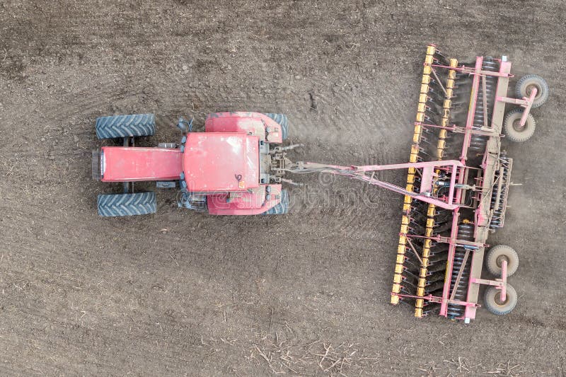 A Case IH 7230 Tractor Pulls a Väderstad Carrier through the Field To ...