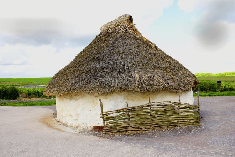 Case rotonde antiche fotografia stock. Immagine di inghilterra - 125388644