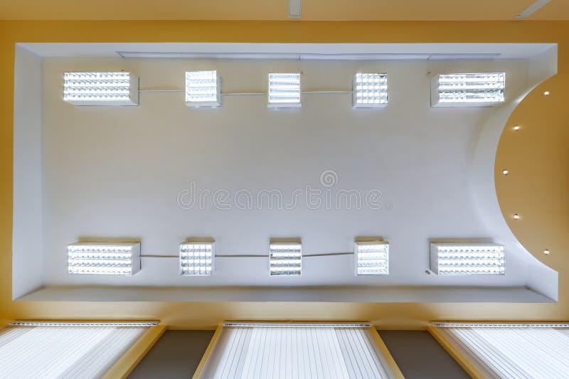 Cassette Stretched or Suspended Ceiling with Square Halogen Spots Lamps ...