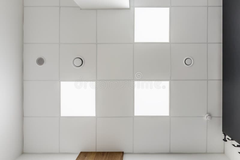 Cassette Stretched or Suspended Ceiling with Square Halogen Spots Lamps ...