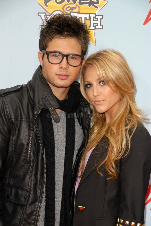 Cassie Scerbo editorial image. Image of featureflash - 22783220