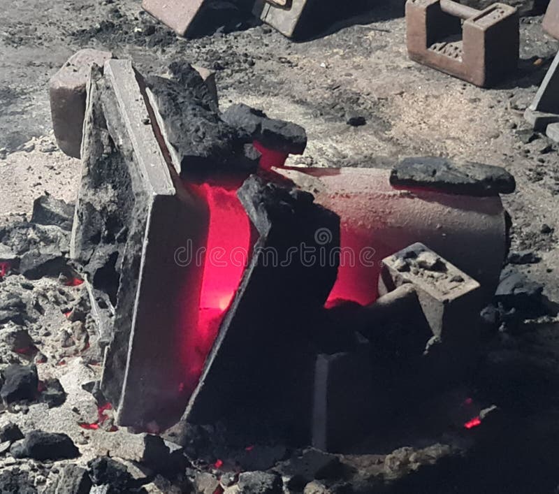 Cast Iron Making Process by Using Sand Mold Stock Photo - Image of ...