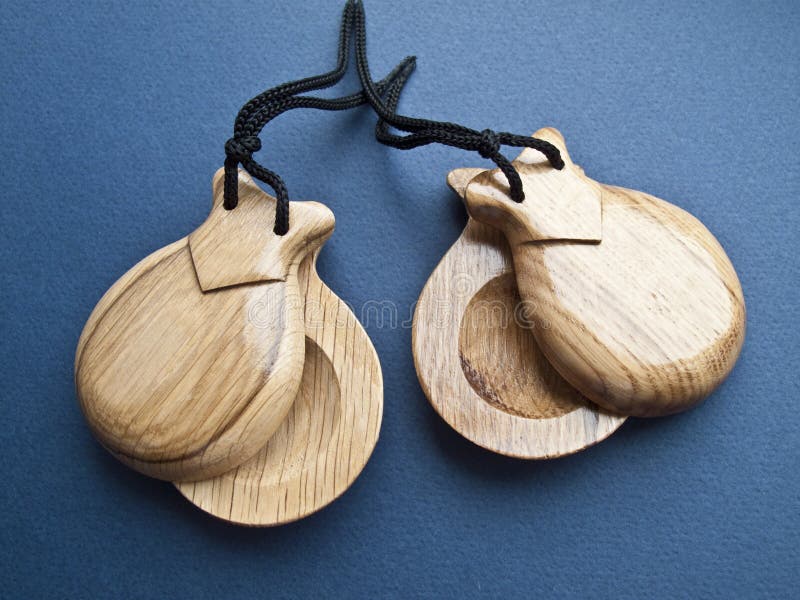 Castagnettes image stock. Image du ferraillement, tradition - 13835737