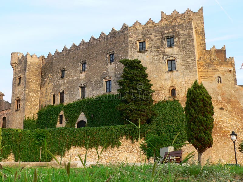 Castell, Altafulla ( Spain ) Stock Image - Image of buildings, carrer ...