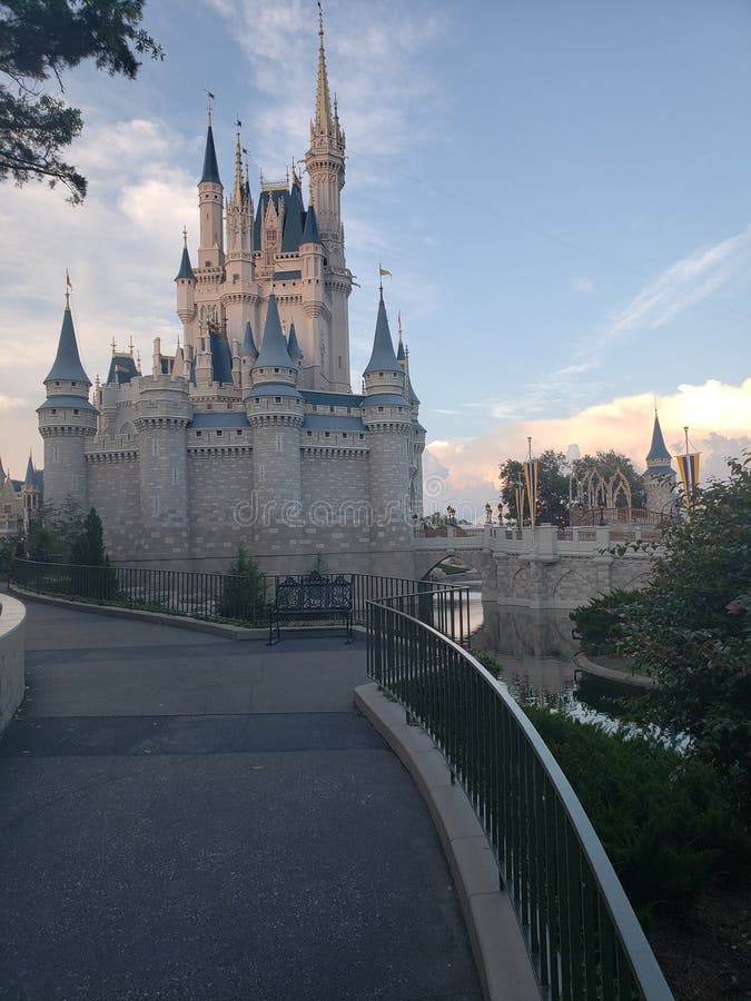 Castello fotografia editoriale. Immagine di disney, cinderella - 120107601