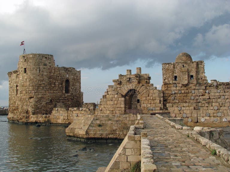Castello Del Mare Di Sidon (Libano) Immagine Stock - Immagine di ...