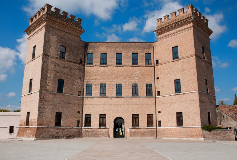 Castello Di Mesola. L'Emilia Romagna. L'Italia. Fotografia Stock ...