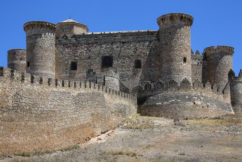 Castello Di Belmonte - La Mancha - Spagna Immagine Stock - Immagine di ...