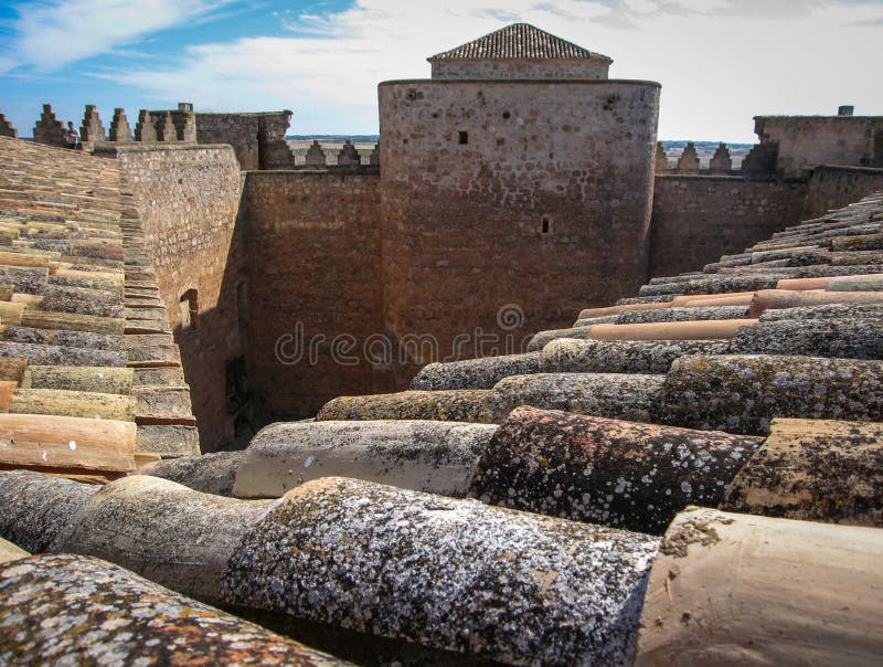 Castello Di Belmonte, La Mancha, Spagna Della Castiglia Fotografia ...