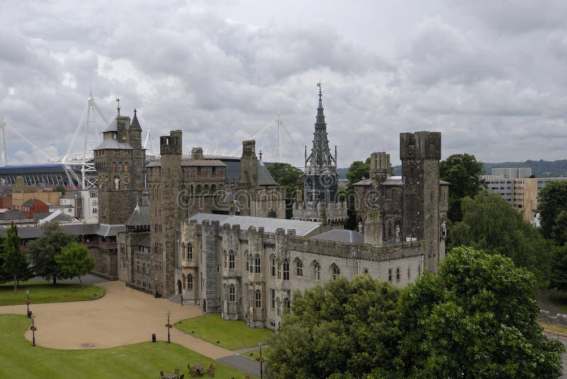 Castello di Cardiff immagine stock. Immagine di cardiff - 7118639