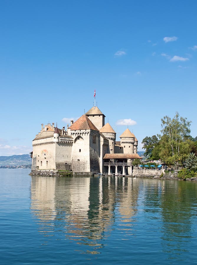 Castello di Chillon fotografia stock editoriale. Immagine di ...