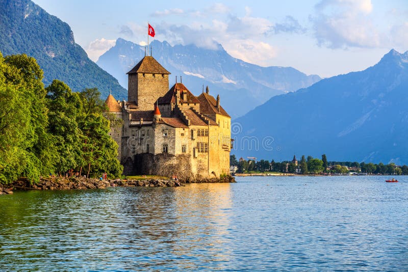 Castello Di Chillon Sul Lago Di Ginevra, Svizzera Immagine Editoriale ...