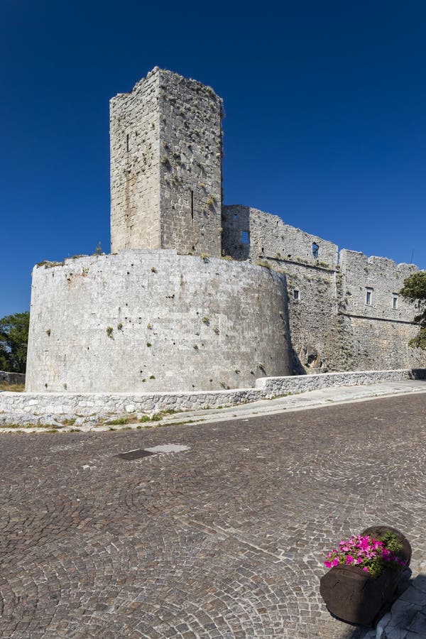 Castello Di Monte Sant'Angelo. La Puglia. L'Italia. Fotografia Stock ...