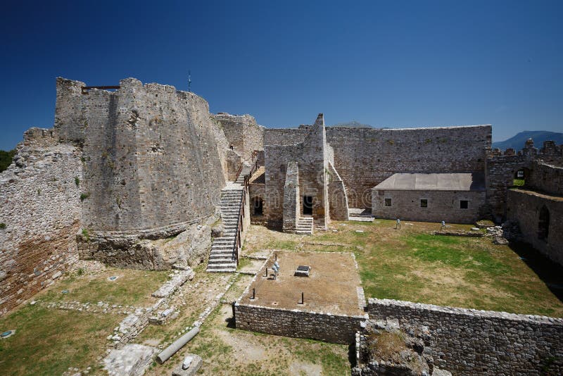 Castello Di Patrasso Sul Peloponneso in Grecia Fotografia Stock ...