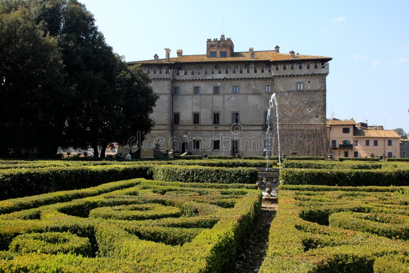 Castello Di Ruspoli, Italia Immagine Stock - Immagine di turismo ...