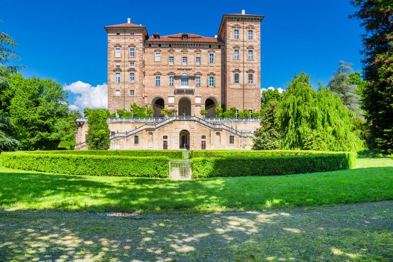 Castello Ducale Del ` Di Aglie, In Piemonte, L'Italia Fotografia Stock ...