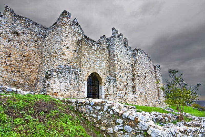 Castello Medievale Nell'Europa Meridionale Immagine Stock - Immagine di ...