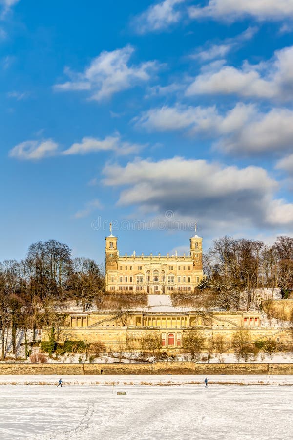 Castelo De Albrechtsberg Em Dresden No Inverno Foto de Stock - Imagem ...