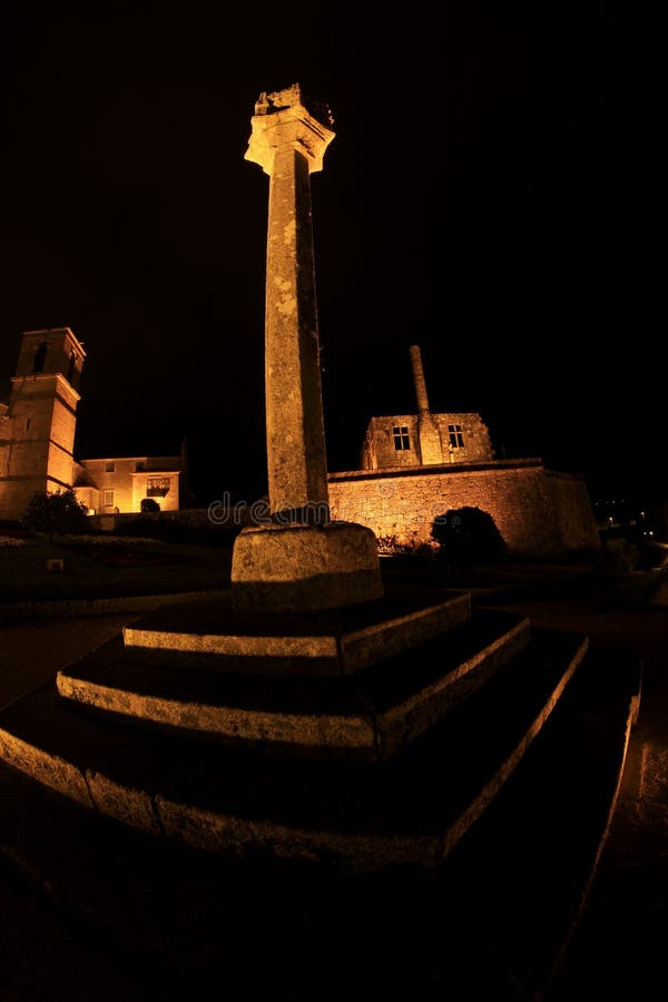Castelo de Barcelos imagem de stock. Imagem de nuvens - 20647321