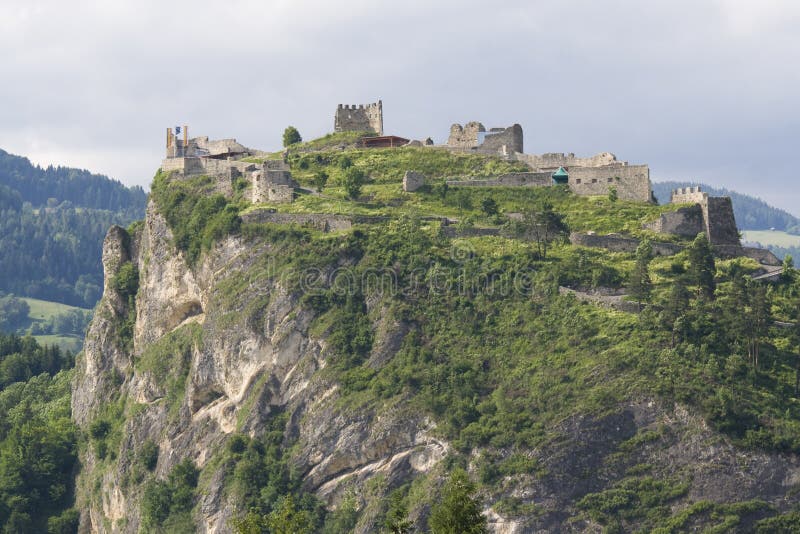 Castelo de Griffen imagem de stock. Imagem de fortaleza - 25516587