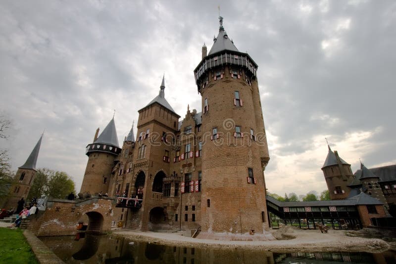 Castelo de Haar fotografia editorial. Imagem de azul - 14032997