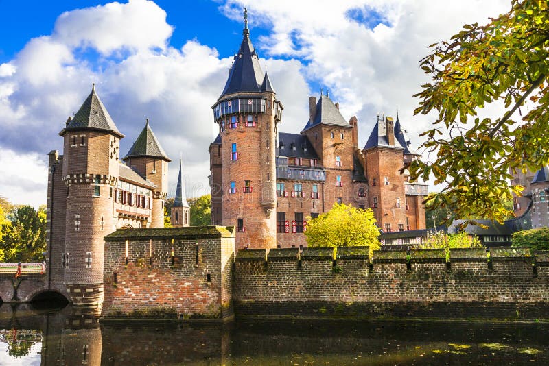 Castelo De Conto De Fadas De Haar Foto de Stock Editorial - Imagem de ...