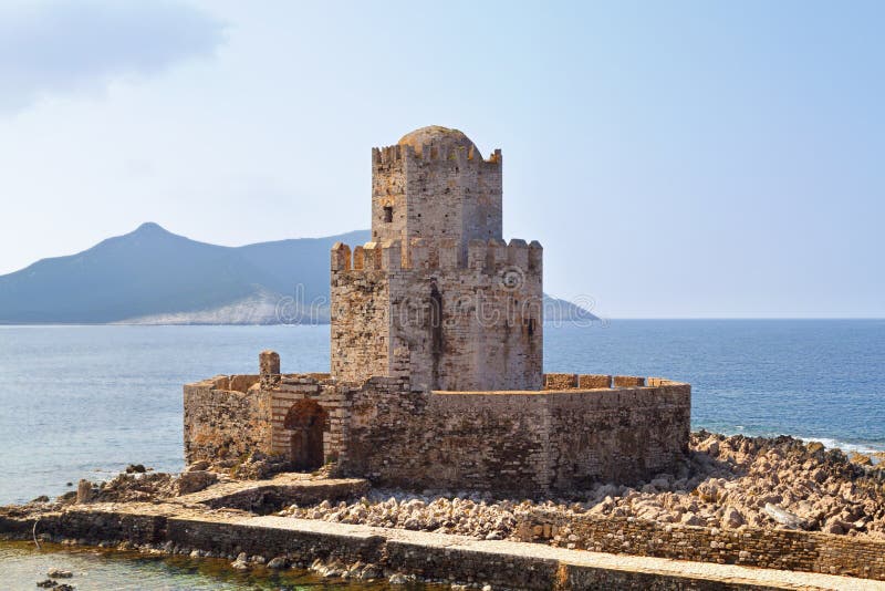 Castelo De Methoni Em Greece Foto de Stock - Imagem de ponto, torre ...