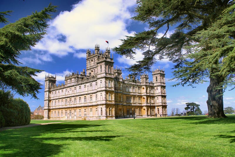Castillo Berkshire, Inglaterra Reino Unido De Highclere Foto de archivo ...