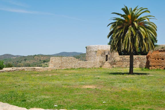 Castillo Constantina De La Torre Imagen de archivo - Imagen de interior ...