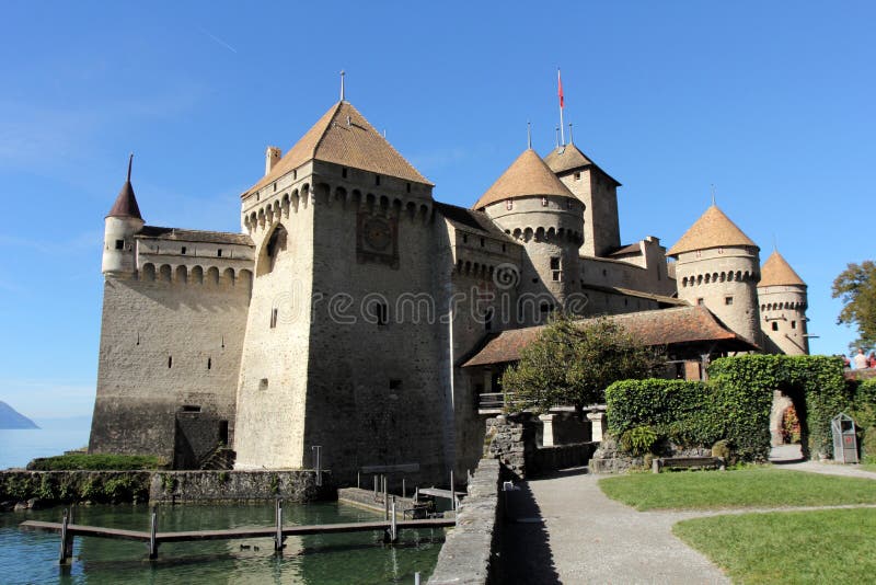 Castillo De Chillon Chateau De Chillon Foto de archivo editorial ...