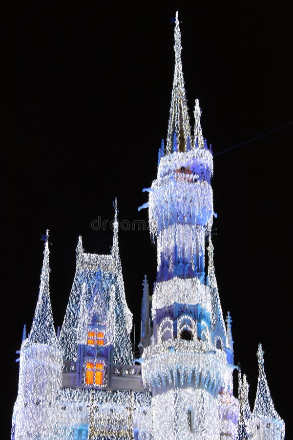 Castillo de Cinderella fotografía editorial. Imagen de reino - 114003457