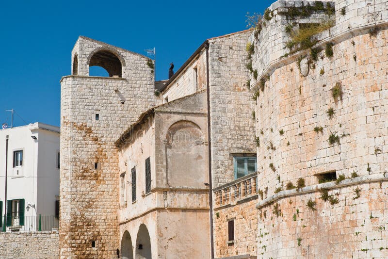 Castillo De Conversano. Apulia. Imagen de archivo - Imagen de turismo ...