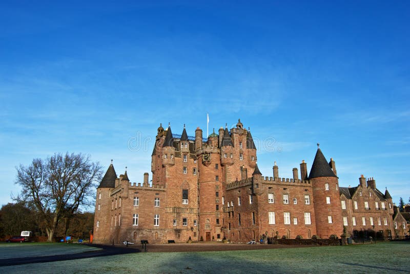 Castillo De Glamis, Escocia Foto de archivo - Imagen de viejo, real ...