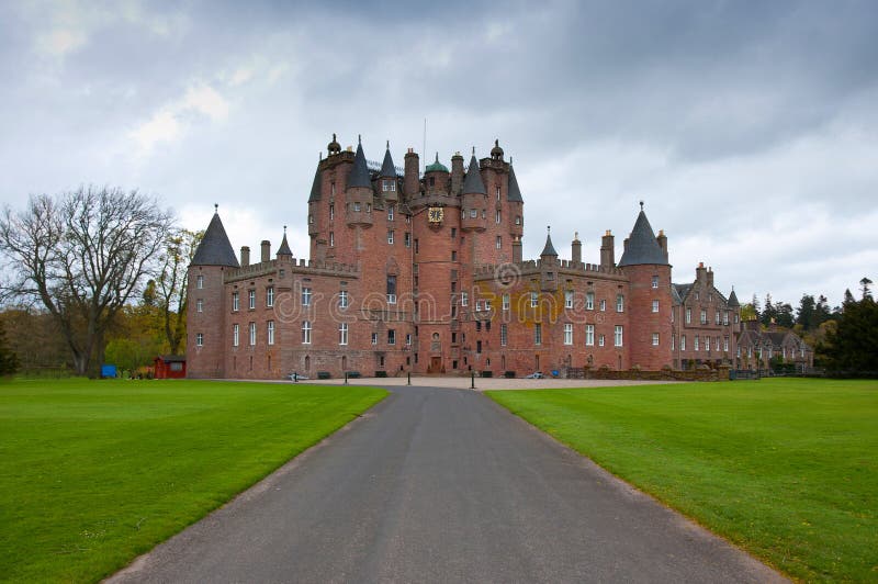 Castillo De Glamis, Escocia Foto de archivo - Imagen de viejo, real ...