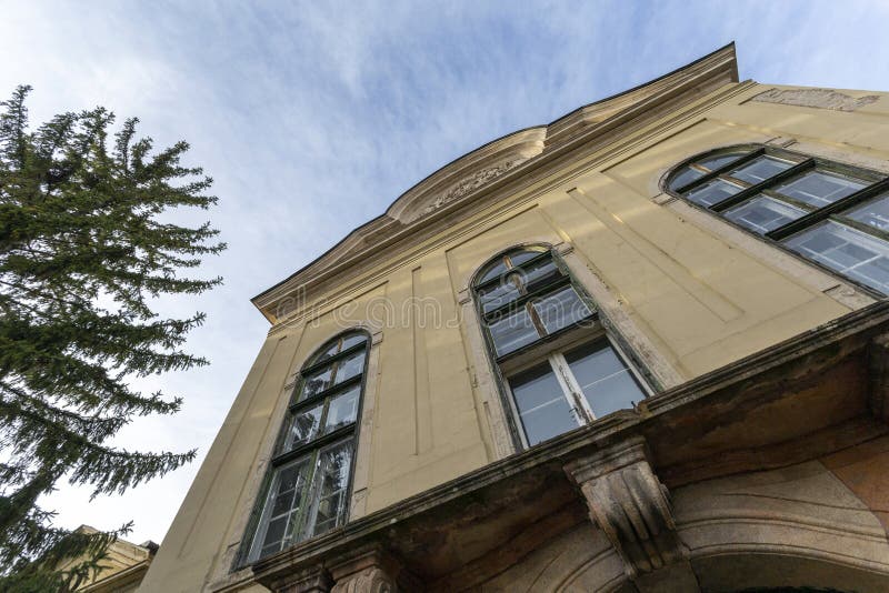 Castillo De Raday En Pecel Hungary Foto de archivo - Imagen de europeo ...